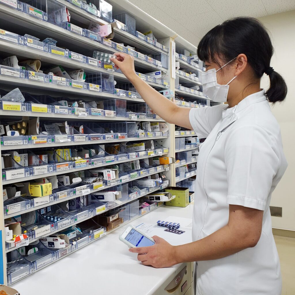 業務内容 | 薬剤部 | 各種部門 | 診療科・部門 | 【公式】医療法人川崎病院